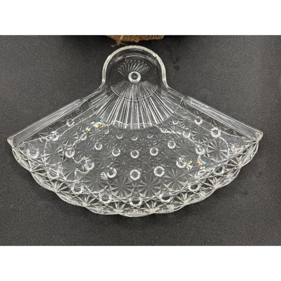 Anchor Hocking | Dining | Vintage Anchor Hocking Fan Shaped Daisy And ...